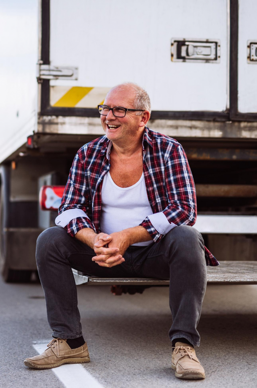 11 Types of Truck Driver Pay Explained - Drive My Way