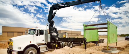 Boom Truck Operator Safety & Basic Information Guide | Drive My Way